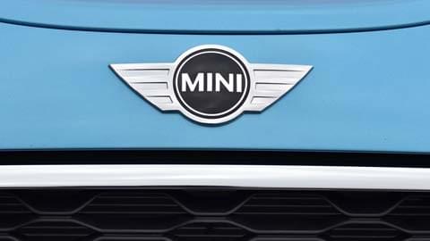 Op zoek naar informatie over de Mini Cabrio? Hier vindt u technische ...