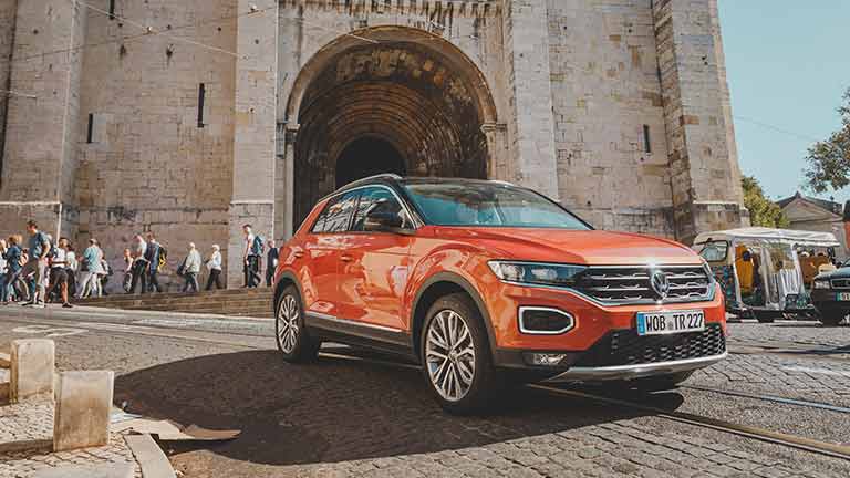 Volkswagen T-Roc - informatie, prijzen, vergelijkbare modellen ...